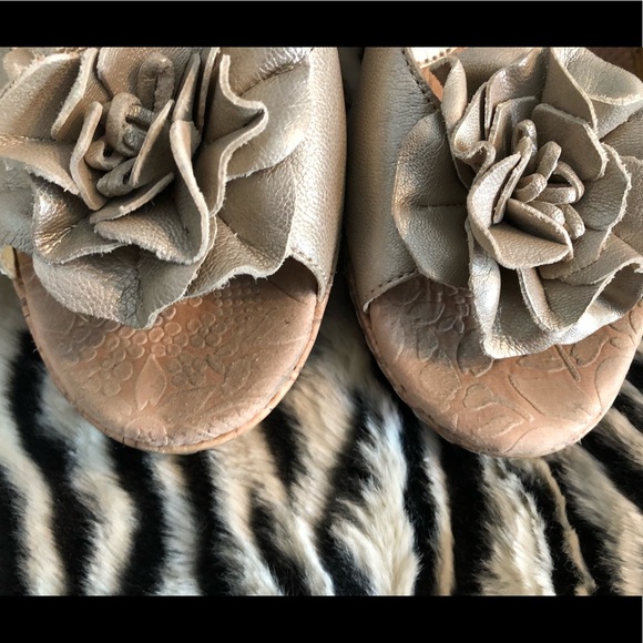 boc | Shoes | Womens Born Concept Boc Metallic Flower Wedges | Poshmark